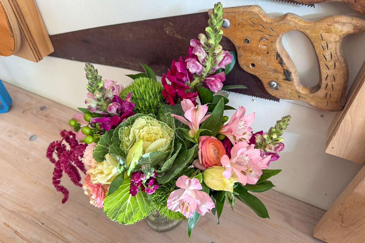 Floral Design: Seasonal Vase Arrangement (UPPER HAIGHT LOCATION) - 2/13 ...